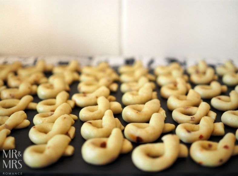 Food that takes you travelling – how to make taralli – Mr and Mrs ...